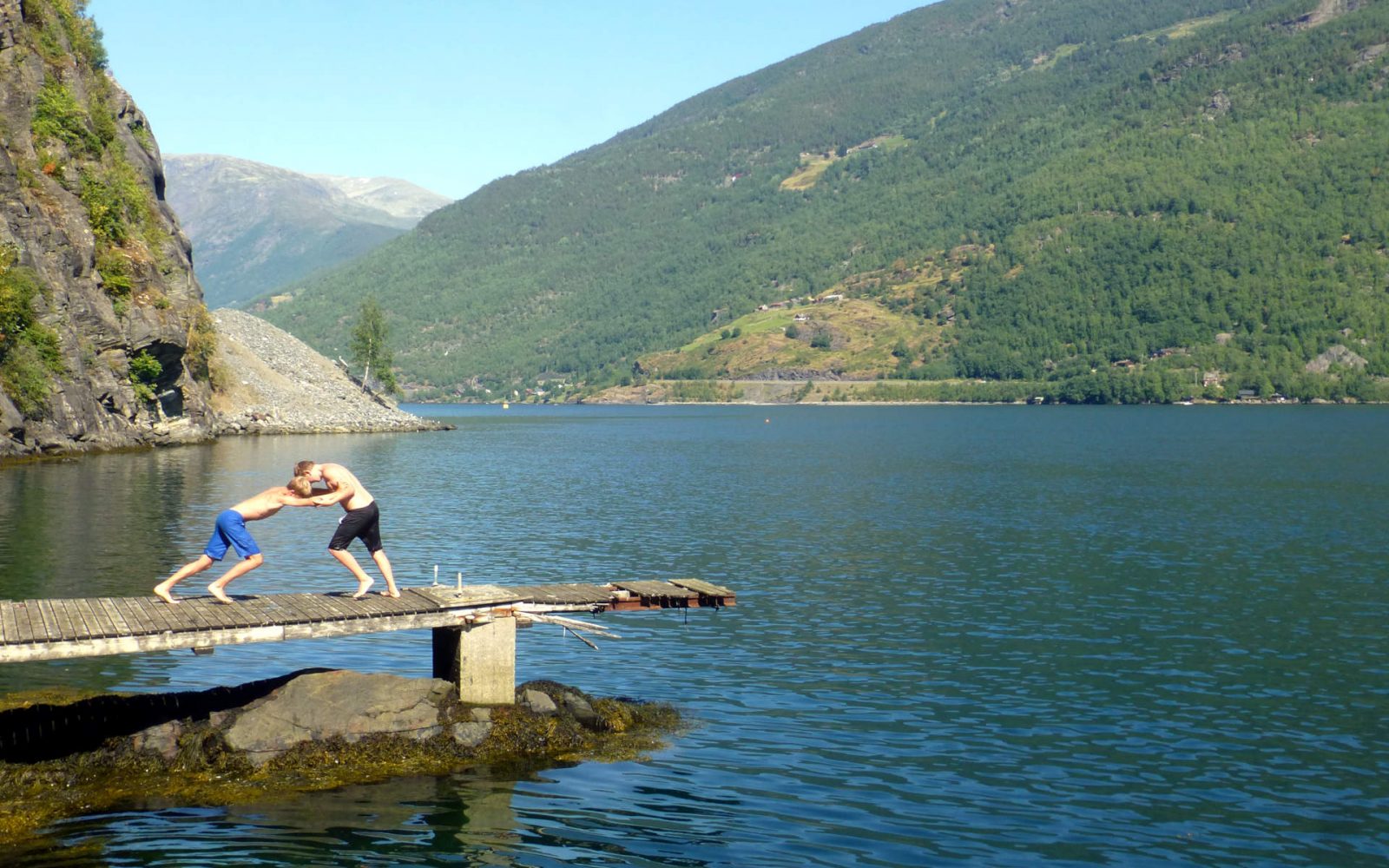 Reiseführer: Aurlandsfjord in Norwegen auf eigene Faust • Fjordwelten